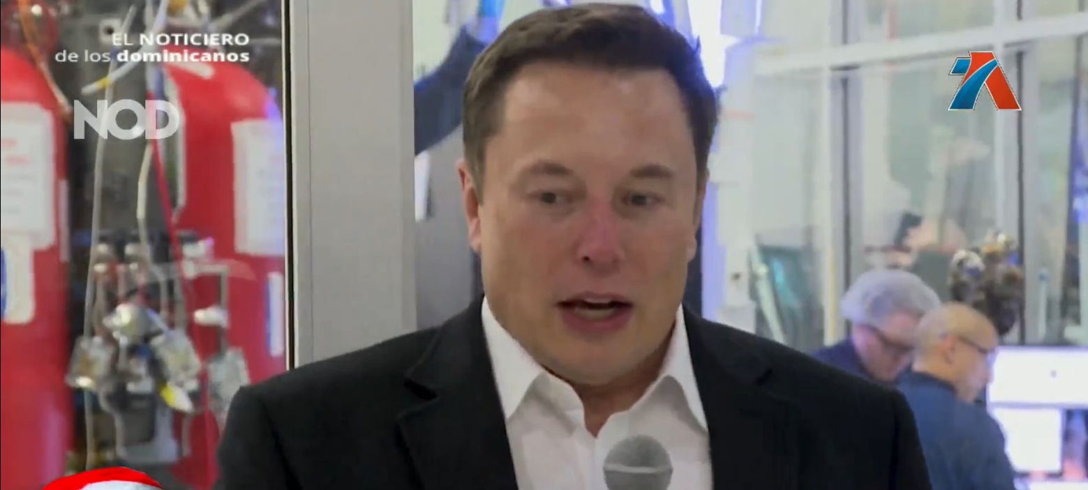 Elon Musk se convierte en la primera persona en superar los 400 mil millones de dólares de ...